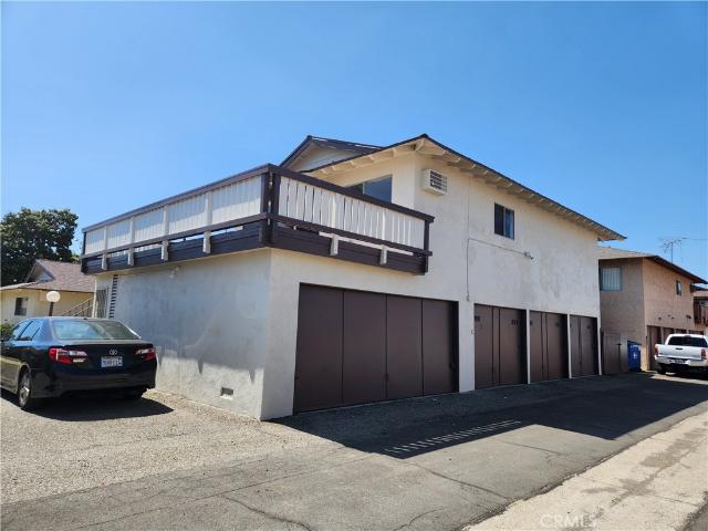 212 S Delano