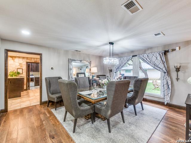 212 Sagecrest Dr