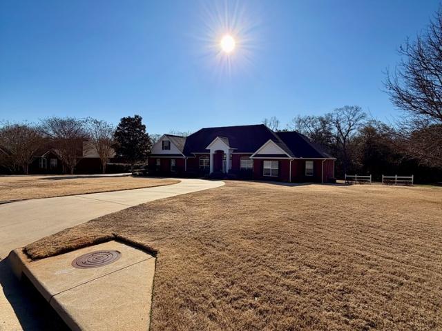 212 Shady Grove Ln