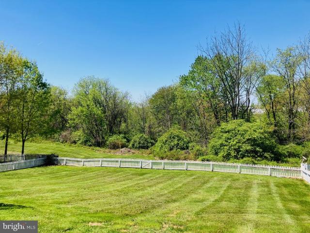 212 Sheffield Lane