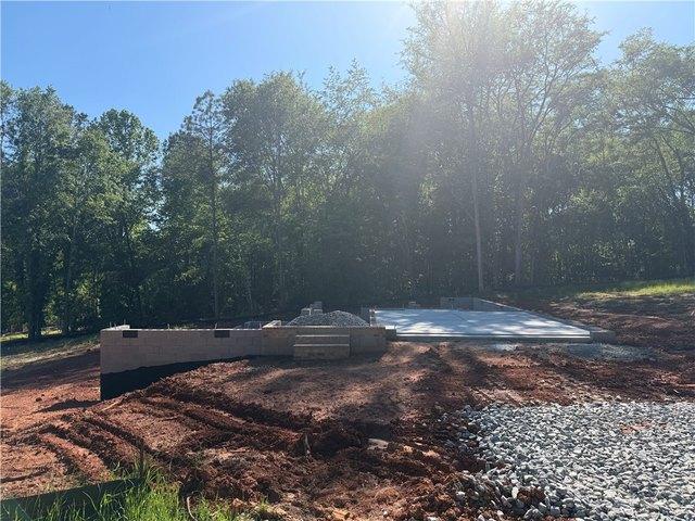 212 Sherwood Dr, Anderson, SC 29621
