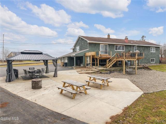 212 Spencer Road