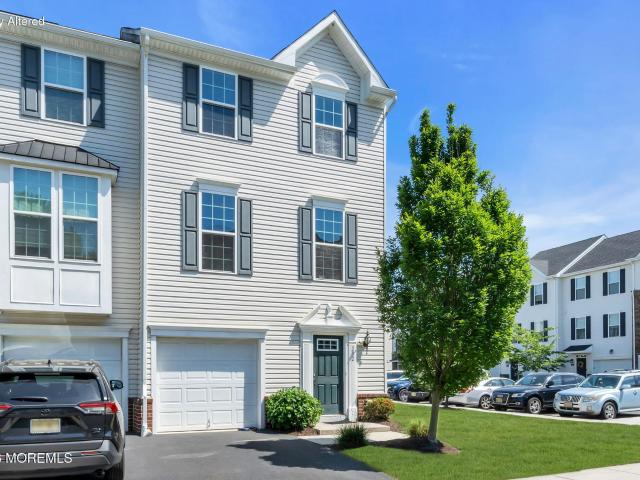 212 Spirit Way