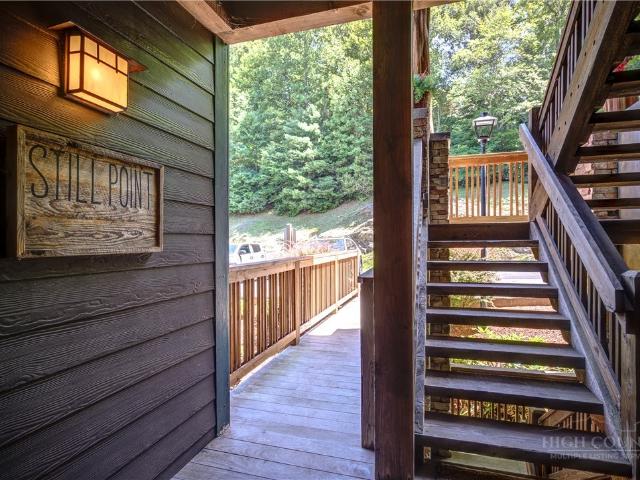 212 Still Lake Rd Road 422