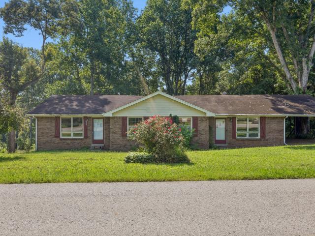 212 Stratton Blvd
