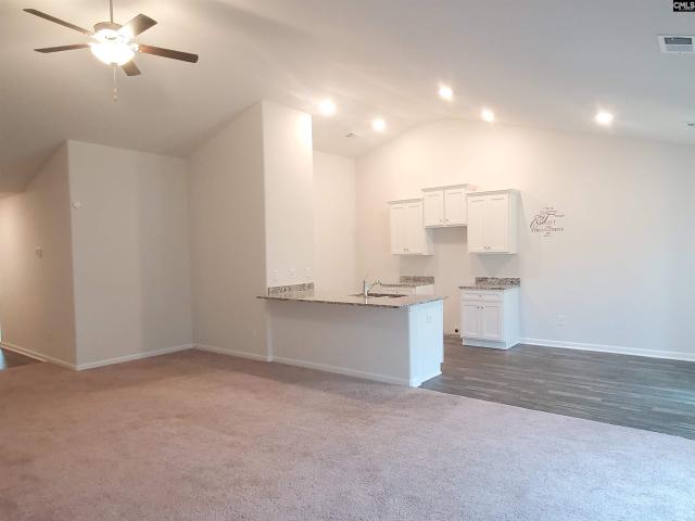 212 Sundew Road