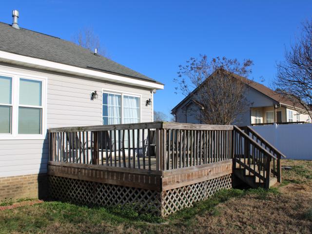 212 Sunridge Lane