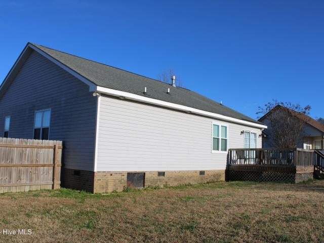 212 Sunridge Lane