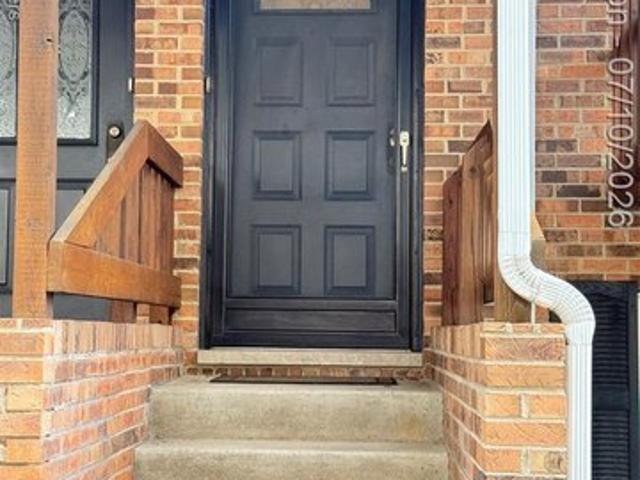 212 Pinewood Circle Pinewood Dr Unit 22, Plymouth, MI 48170
