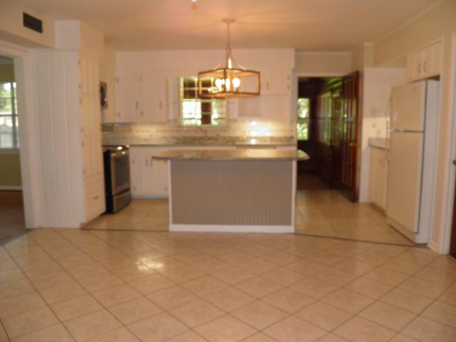 212 Priscilla Dr, Fort Walton Beach, FL 32547 | MLS #1001 | Compass