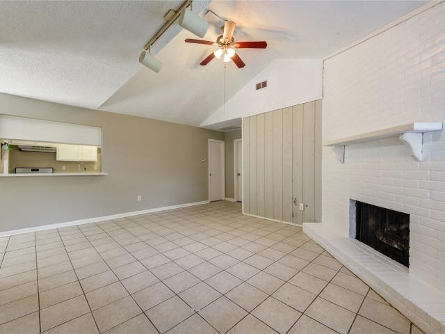 212 Quaker Drive B3