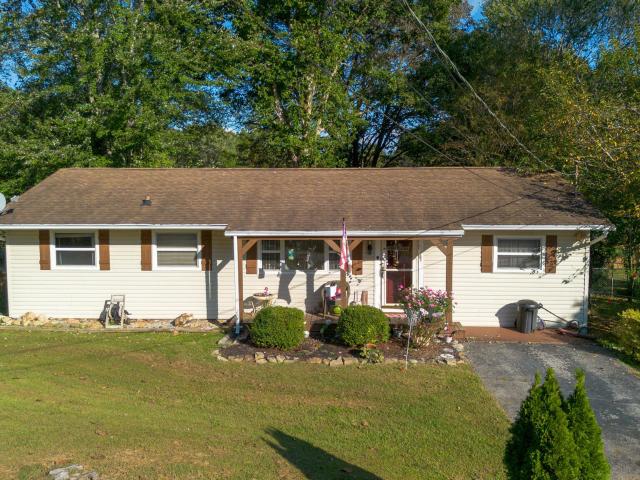 212 Reba Ave