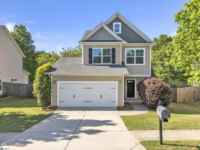 212 Rivers Edge Cir, Simpsonville, SC 29680