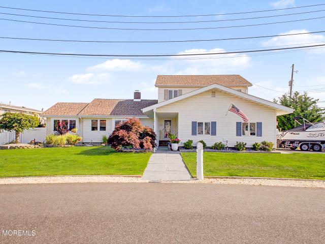 212 Riviera Drive