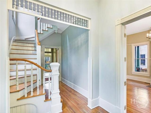 212 W 40th Street