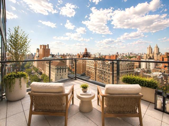 212 W 72ND Street 16E