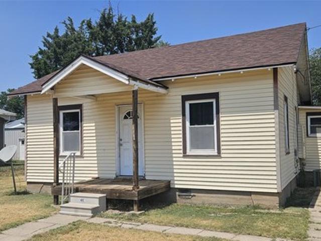 212 W Washington St, Meade, KS 67864