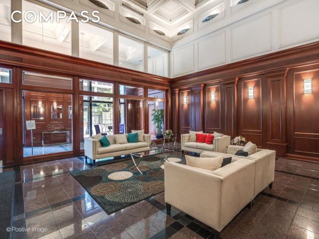 212 W Washington St 1413, Chicago, IL