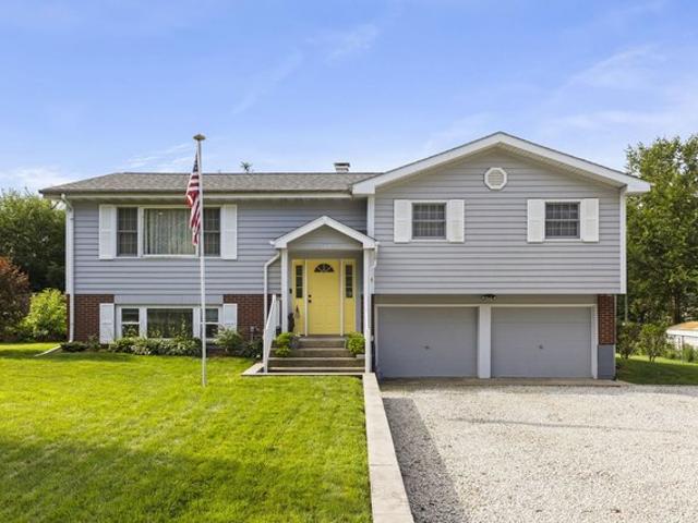 212 W Woodlawn Rd, New Lenox, IL 60451
