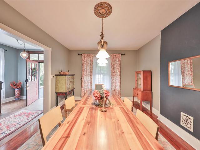 212 W Burke Street