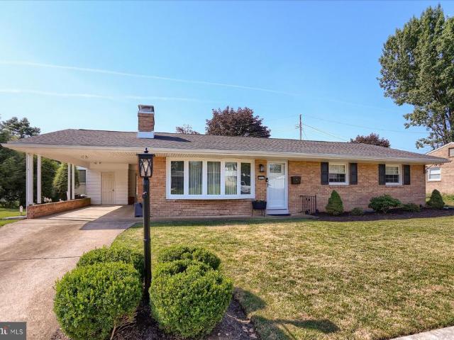 212 W Courtland Avenue
