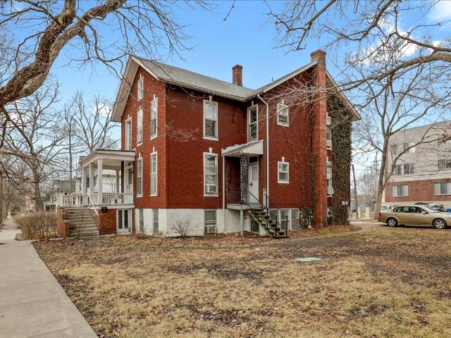 212 W High St, Urbana, IL 61801 | MLS #12523 | Compass