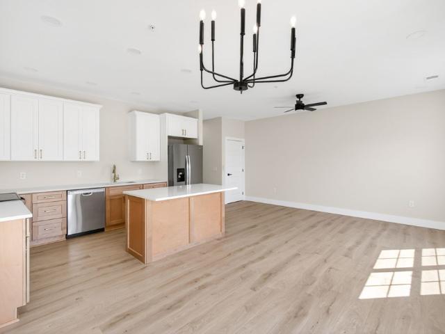 212 W Jere Whitson Road