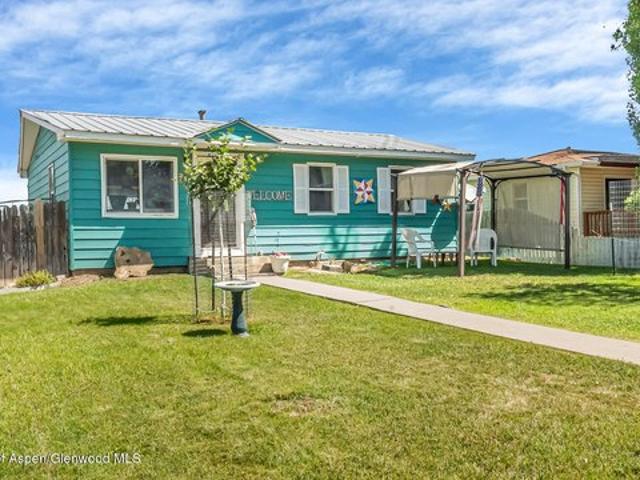 212 W Rio Blanco Ave, Rangely, CO 81648