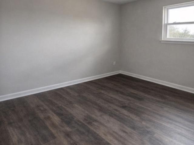 212 Woodlawn Avenue # B