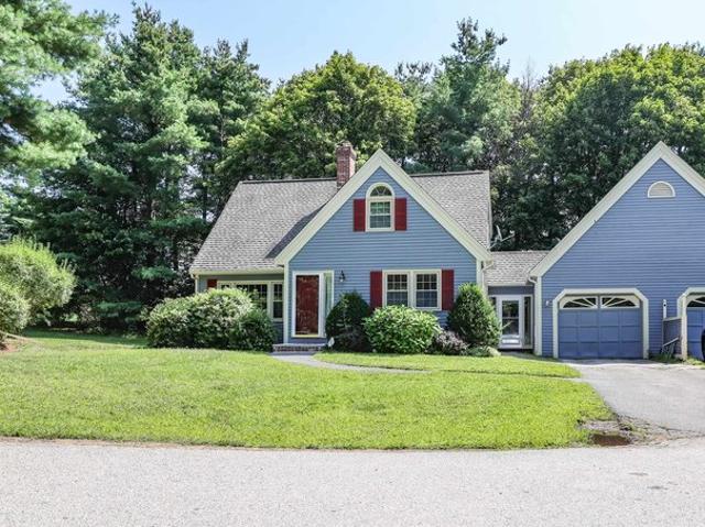 212 Winding Pond Rd, Londonderry, NH 03053