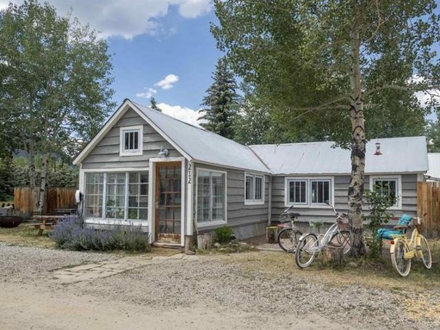 212 Teocalli Ave, Crested Butte, CO 81224