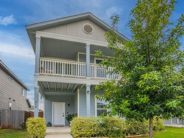 212 Timber Brook Dr, Hutto, TX 78634