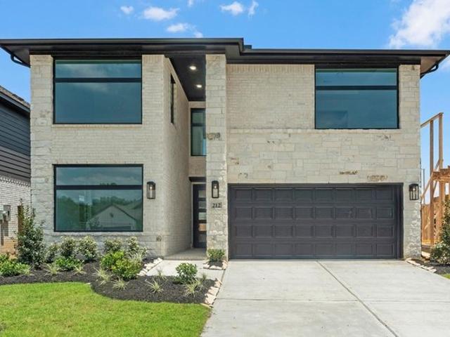 212 Yellow Rosewood Ln, New Caney, TX 77357