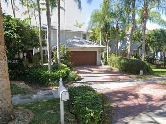 21340 94th Ave SW, Cutler Bay, FL 33189