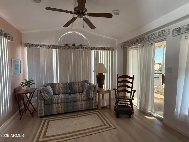 21340 w trading post trail