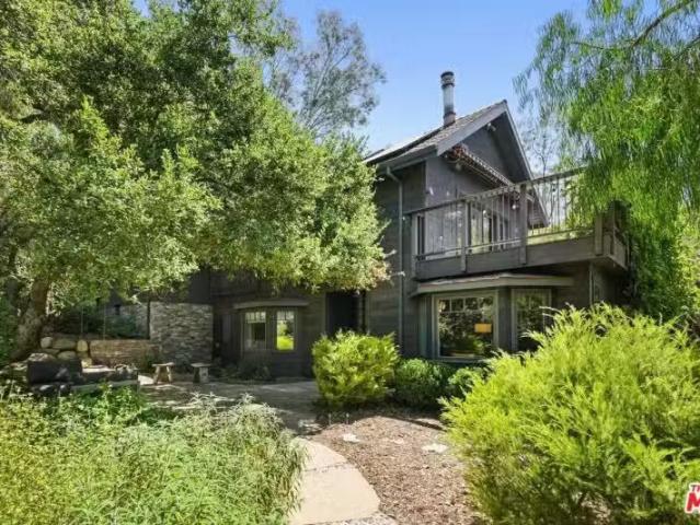 21344 Colina Dr, Topanga, CA 90290