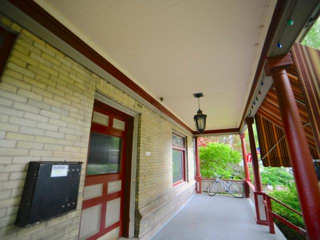 2134 N 28th St