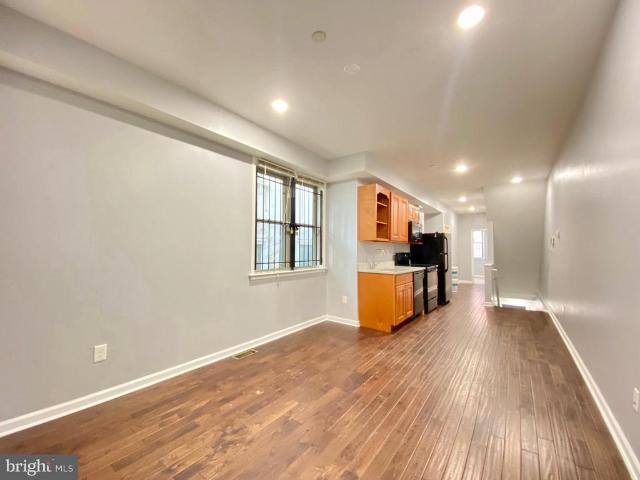 2134 N Carlisle Street # 3