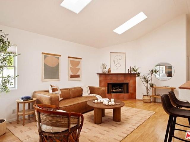 2134 Oak St Unit D, Santa Monica, CA 90405