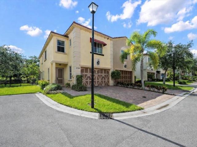 2134 Sabal Tree Ct, West Palm Beach, FL 33411