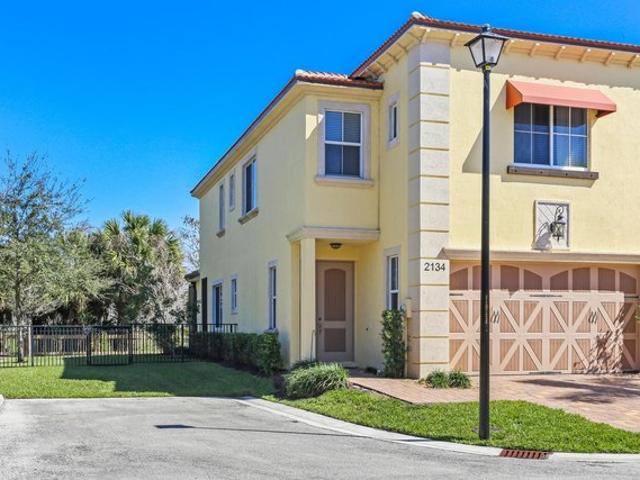 2134 Sabal Tree Ct, West Palm Beach, FL 33411