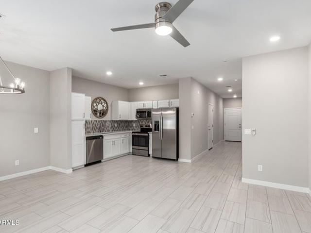 2134 W Harmont Dr, Phoenix, AZ 85021