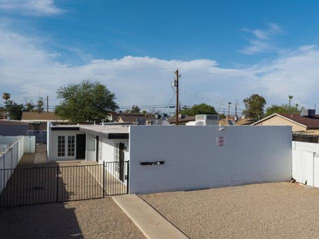 2134 W Heatherbrae Dr, Phoenix, AZ 85015