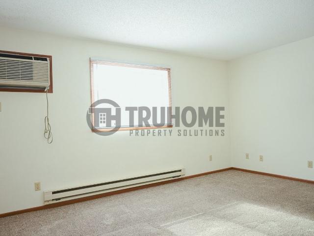2134 8th Ave NW 2 Bedroom Apartment for Rent at 2134 8th Ave Nw, East Grand Forks, MN 56721