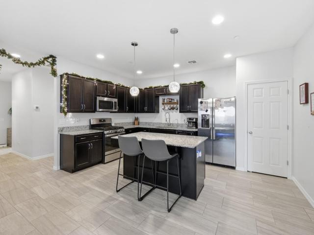 21359 W Alvarado Road