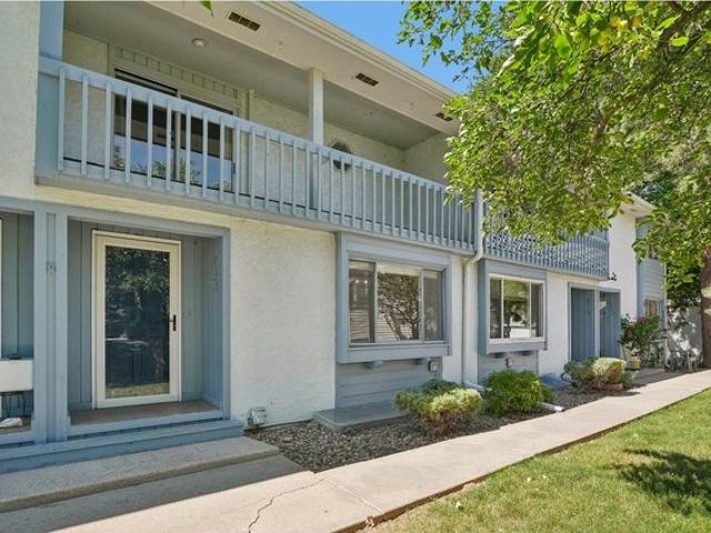 2135 Meadow Ct Unit C, Longmont, CO 80501