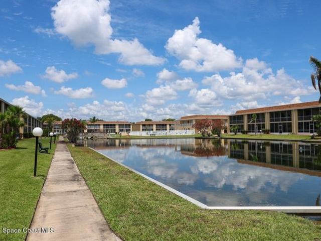 2135 N Courtenay Pkwy Unit 211, Merritt Island, FL 32953