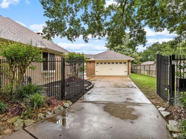 2135 Bevington Oaks Circle