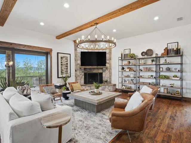 2135 Century Oak Drive