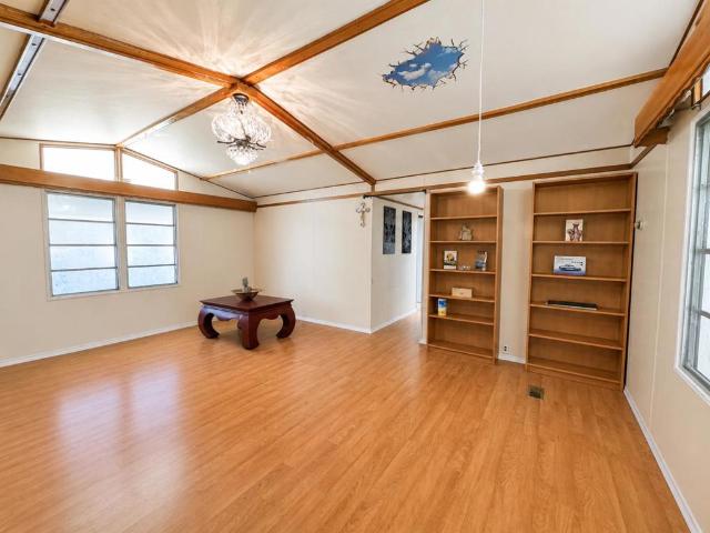 2135 Little Orchard 61